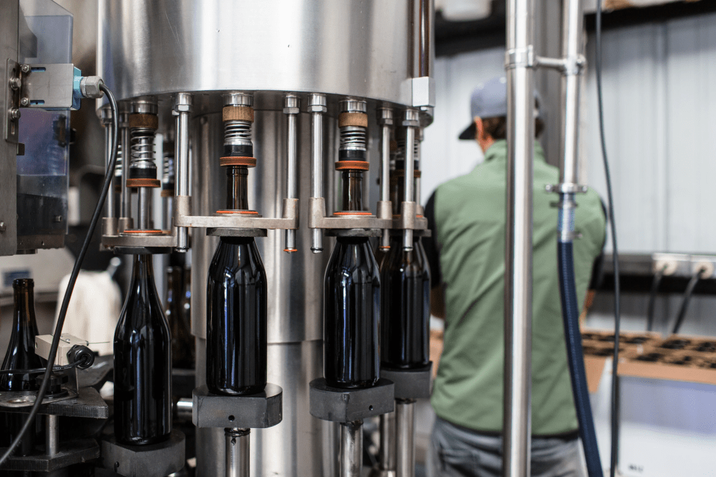 Bottling and Labeling - Santé.Food.Wine.Spirits.